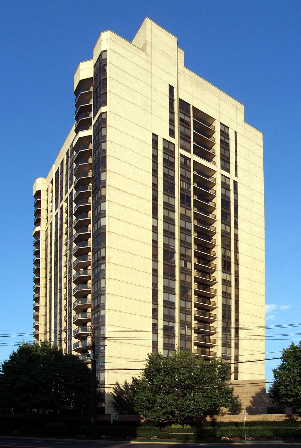 The Royal Buckingham - The Skyscraper Center