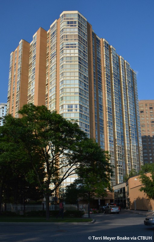 Manhattan Place - The Skyscraper Center