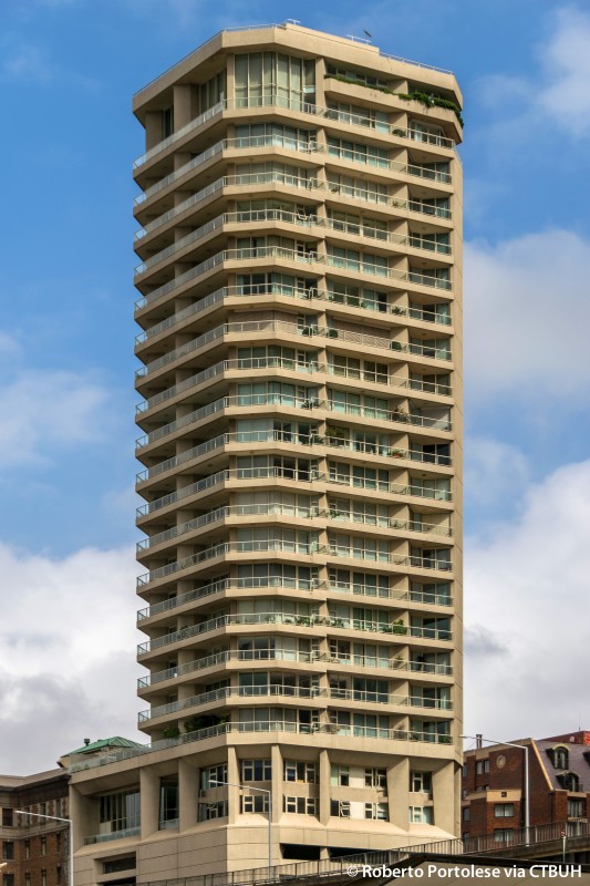Quay Apartments - The Skyscraper Center